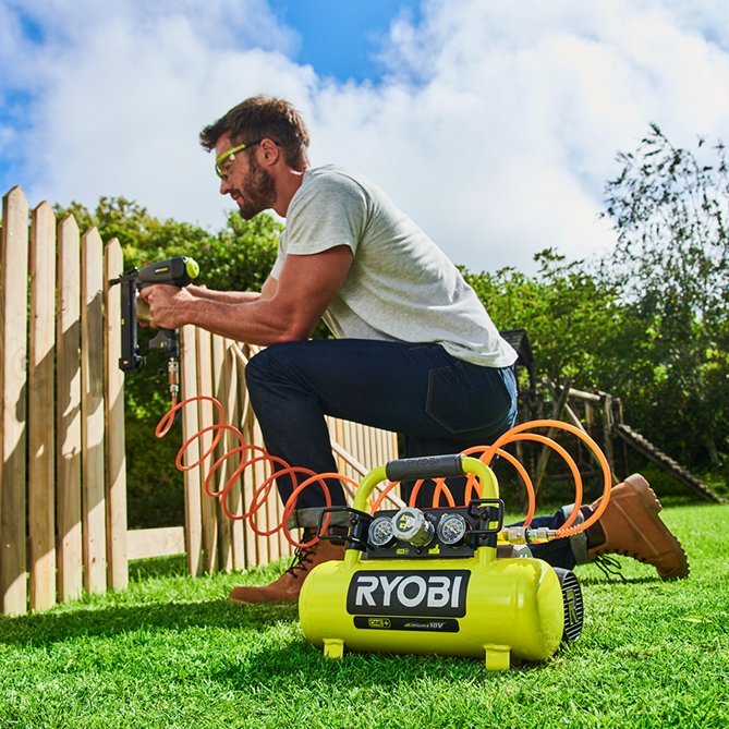 RYOBI Aku Kompresor R18AC-0 - Moćan i Praktičan